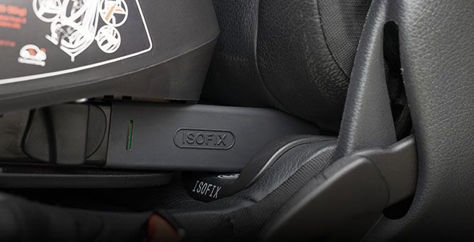 Isofix: o que é e como funciona? | Chicco.pt